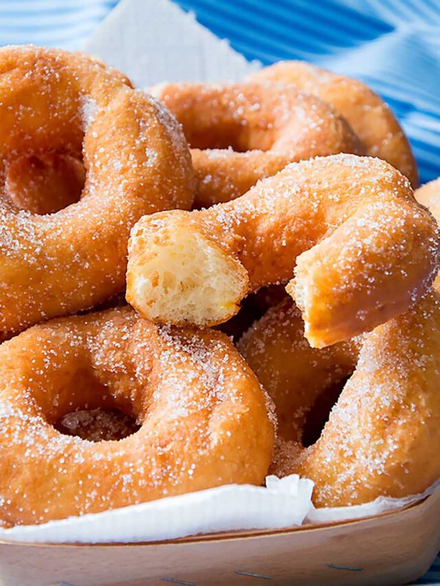 Graffe - Potato Donuts Soft as Clouds : Italian Recipe Book