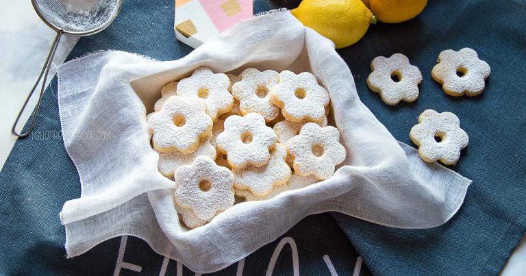 Canestrelli - Italian Egg Yolk Cookies - Italian Recipe Book