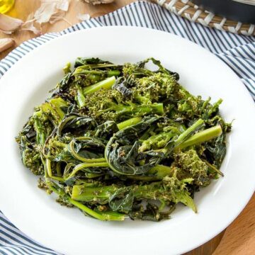Sauteed Broccoli Rabe {Rapini} : Italian Recipe Book