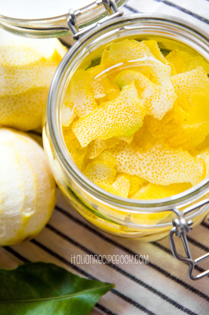 Limoncello (Recipe, Calculations & FAQs) : Italian Recipe Book