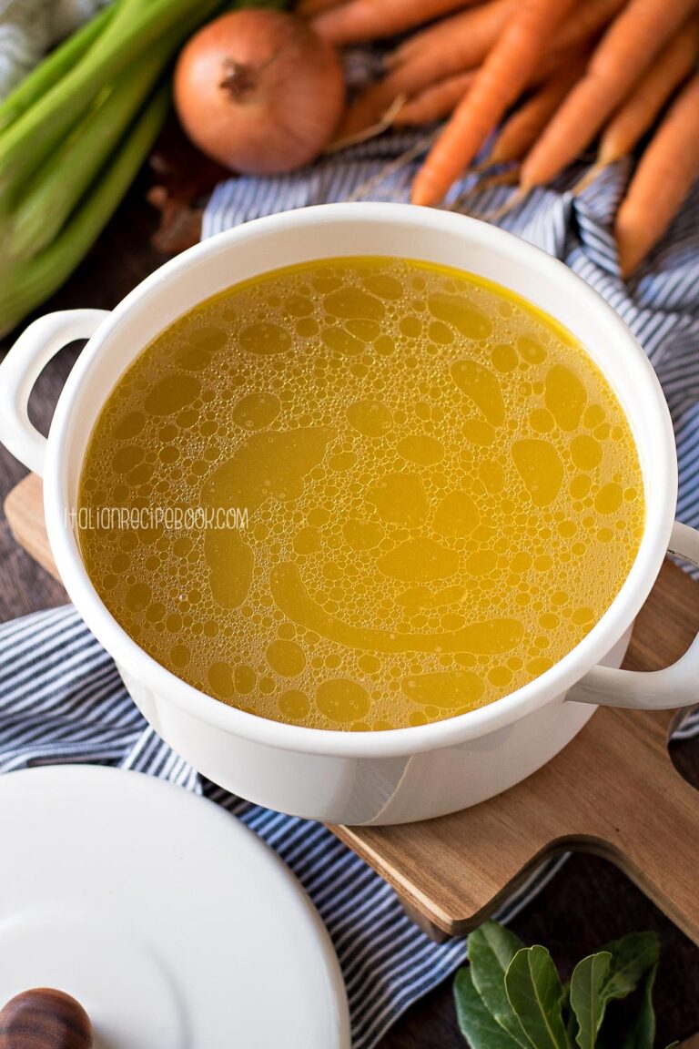 Homemade Meat Broth (Brodo Di Carne) : Italian Recipe Book