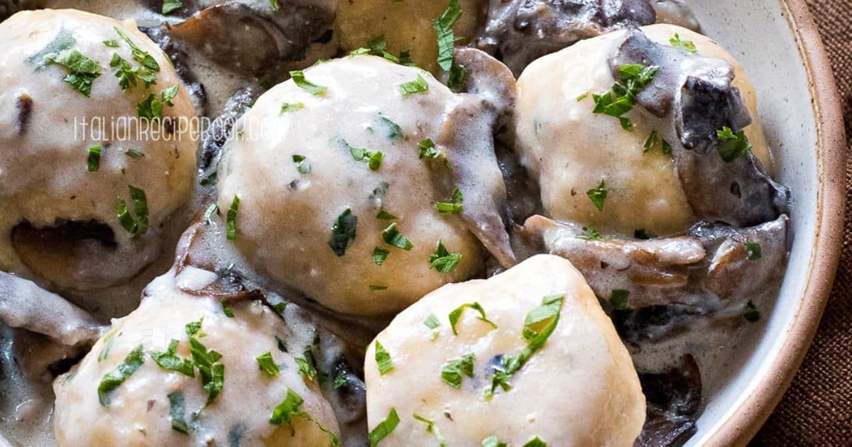 Ricotta Balls (Two Ways) : Italian Recipe Book