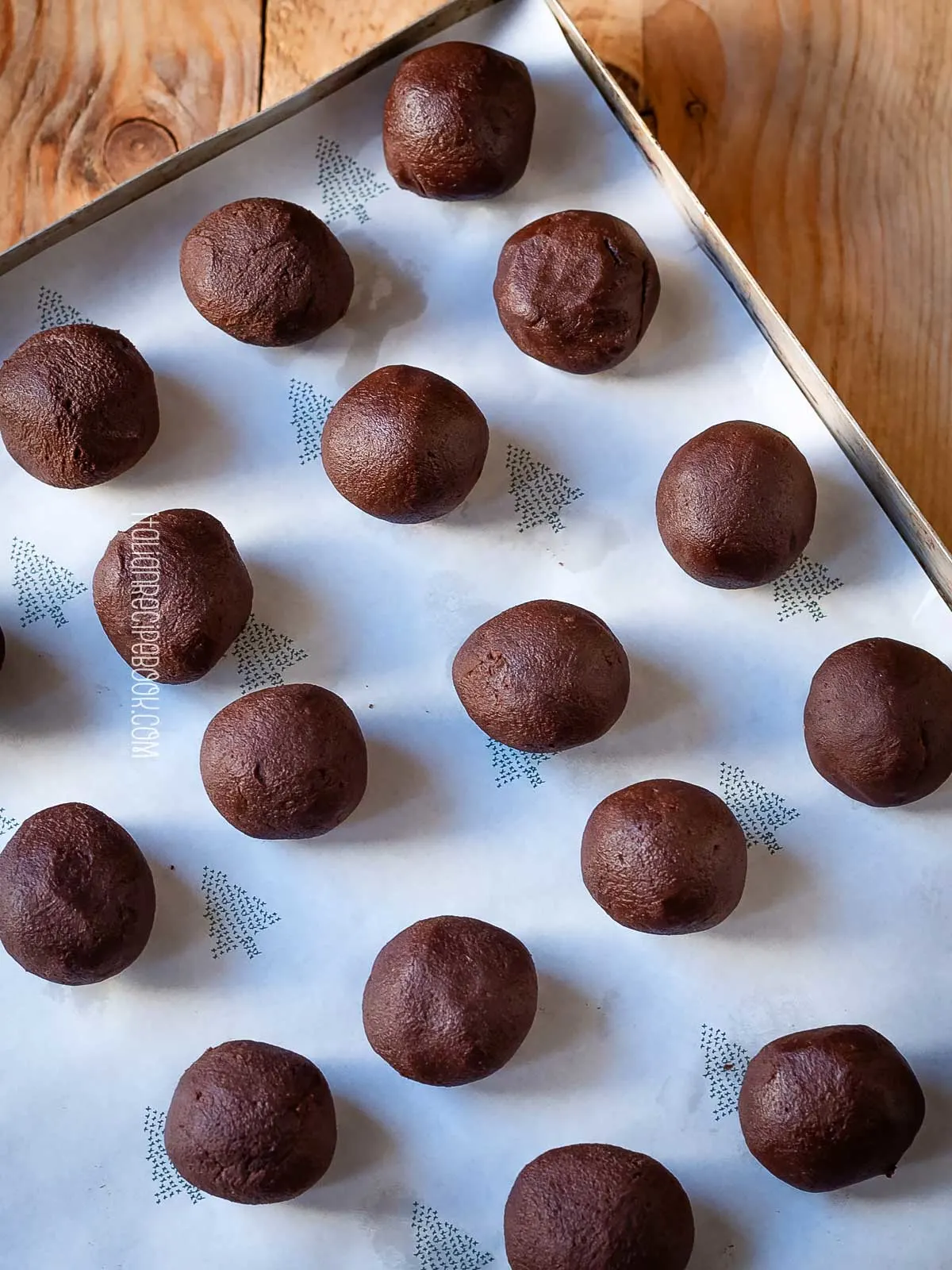 Chestnut Chocolate Truffles - Creamy, Decadent Delights - Italian ...