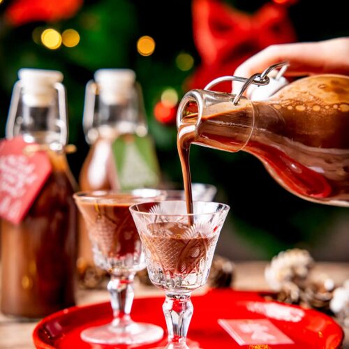 Homemade Chocolate Liqueur : Italian Recipe Book